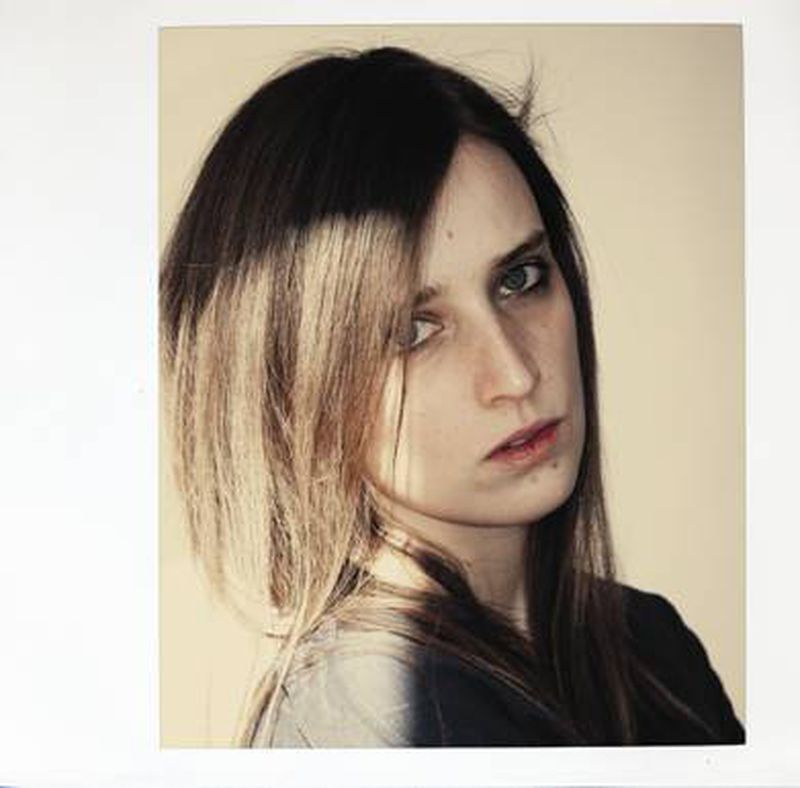 Polaroid Anne Catherine February 2009 (Polaroids-Digitals)