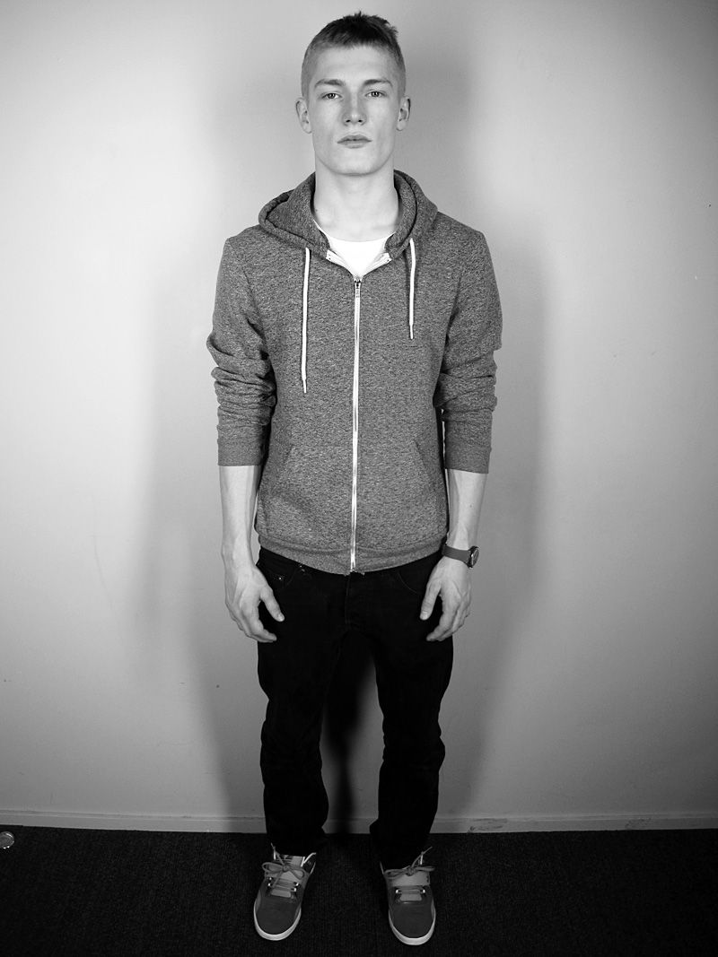 Interview with Harry Goodwins by Damien Neva Feb 2011 (Polaroids-Digitals)