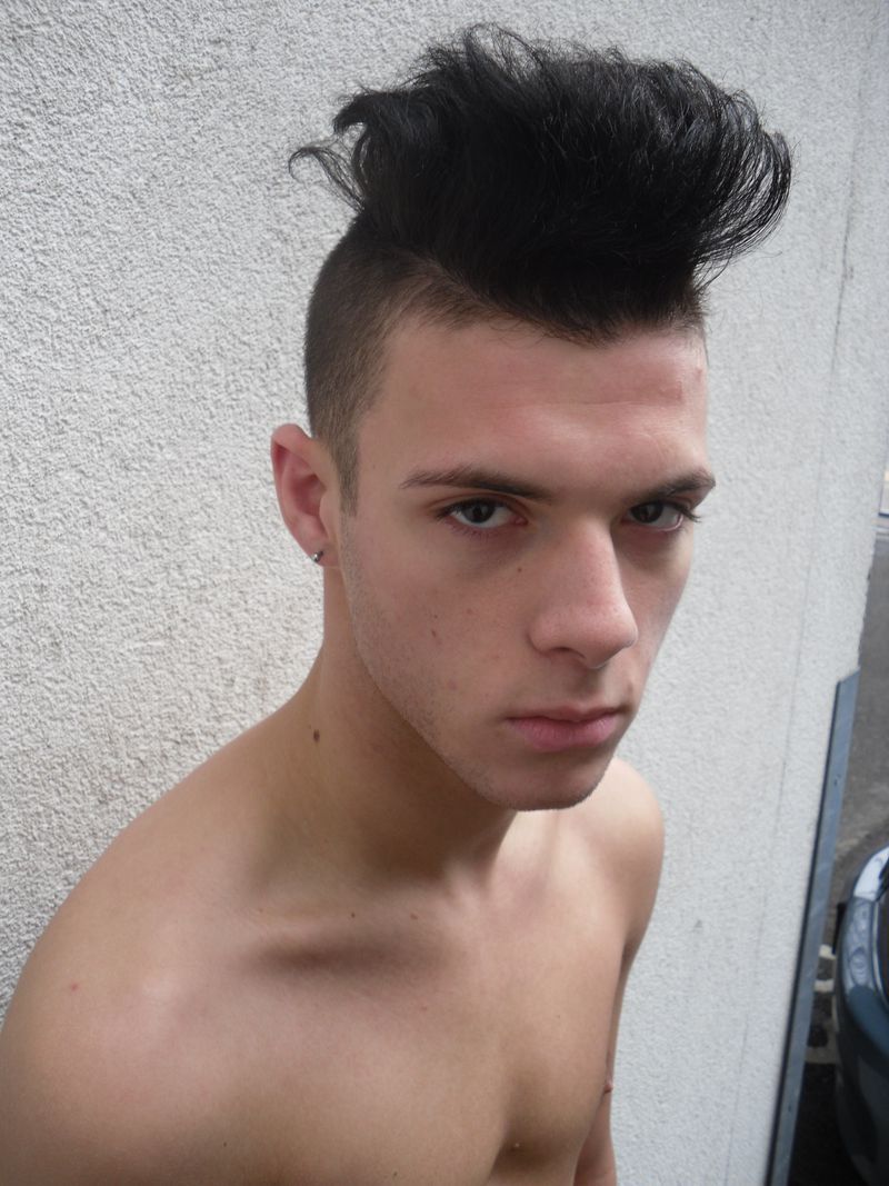 Digital Aaron Frew Spring 2011 (Polaroids-Digitals)