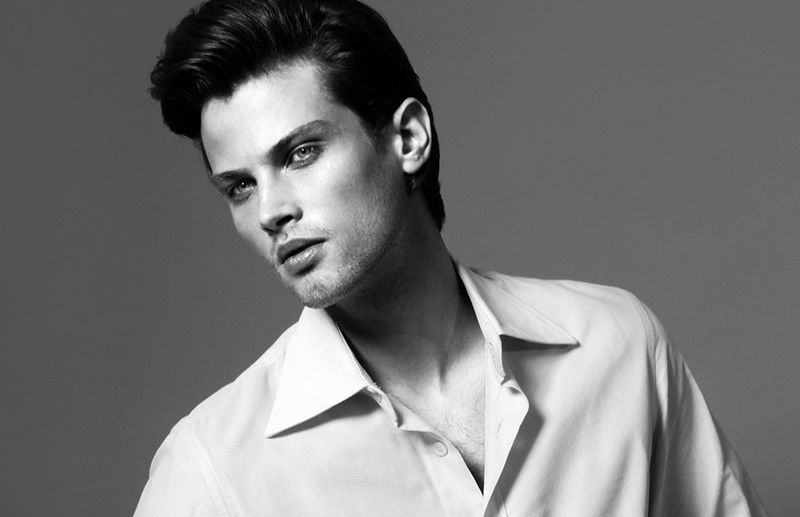 Taylor Fuchs (Portrait)