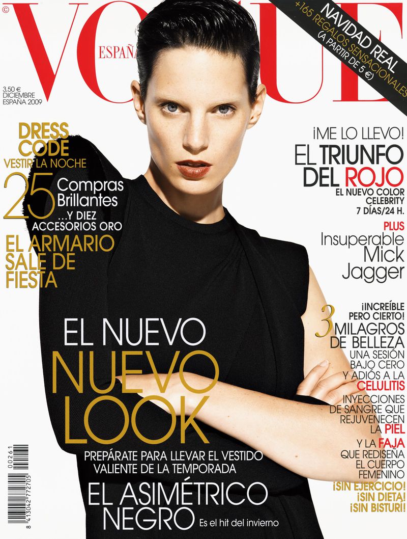 Vogue Espana December 2009 cover (Vogue España)