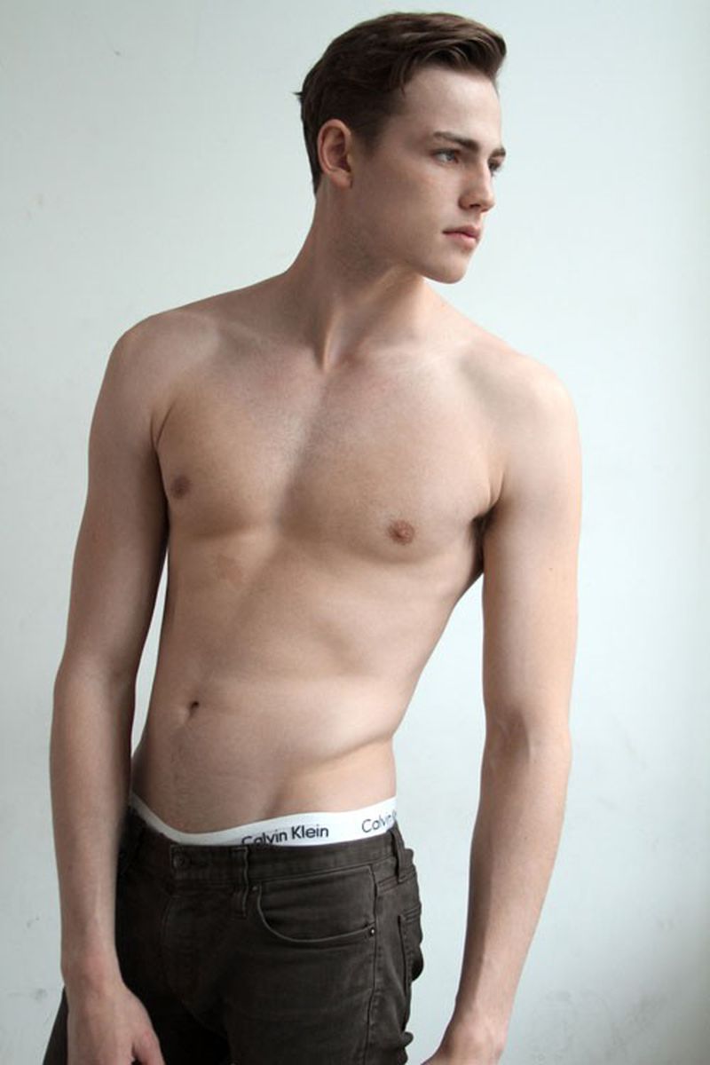 Tom Barker Digital Update (Polaroids-Digitals)