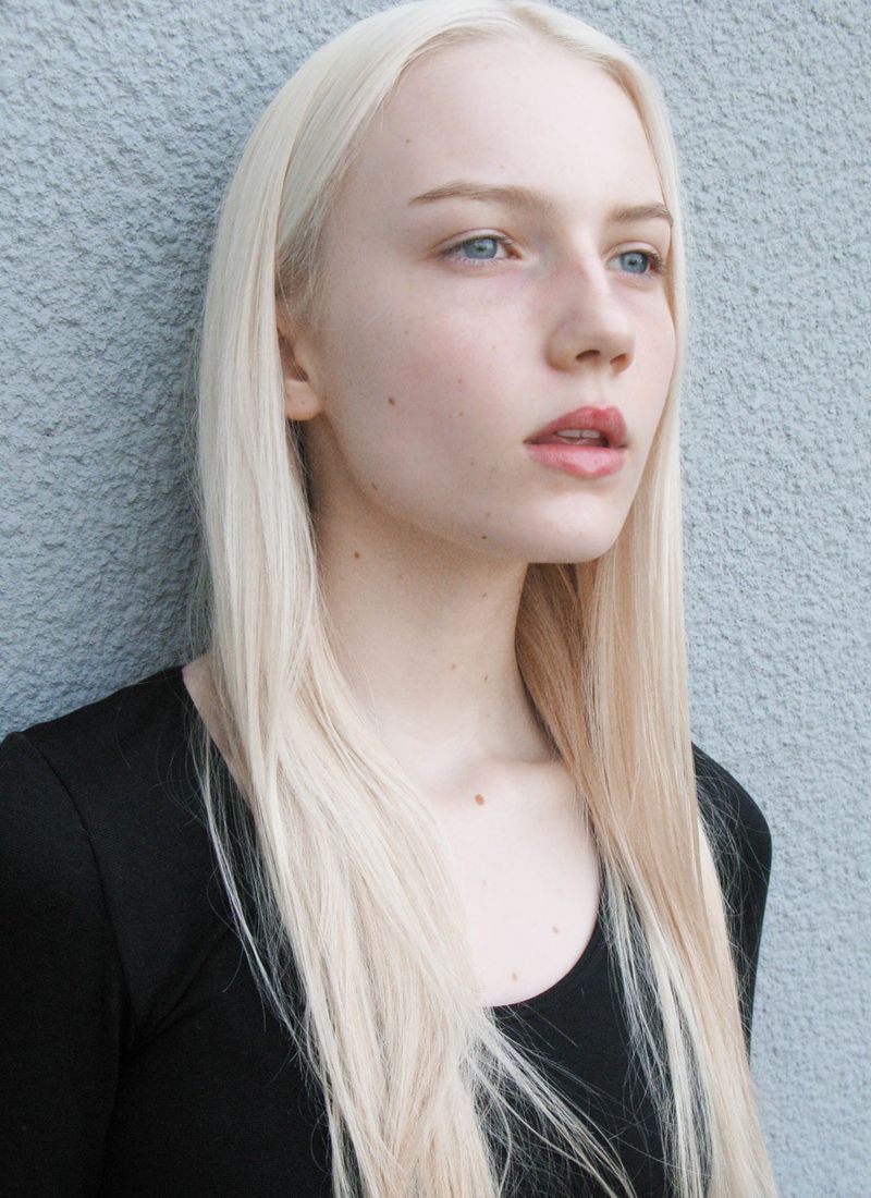 Polaroids Emily Ruhl October 2011 (Polaroids-Digitals)