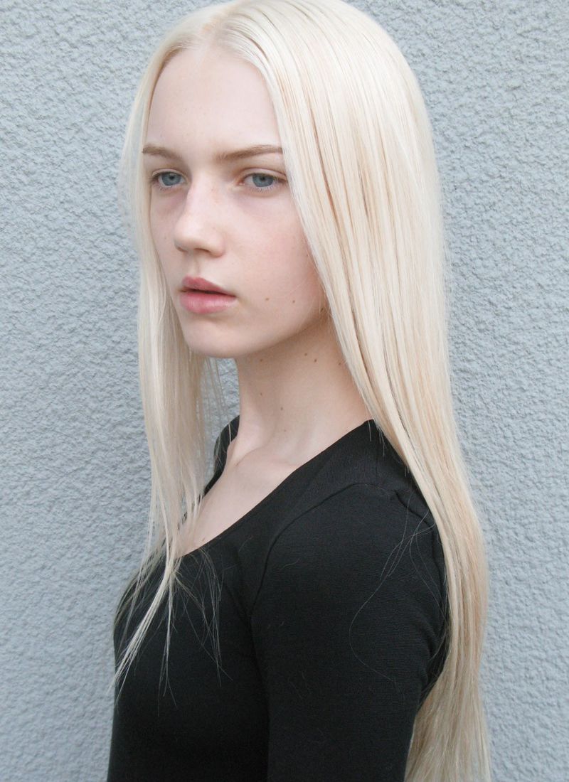 Polaroids Emily Ruhl October 2011 (Polaroids-Digitals)