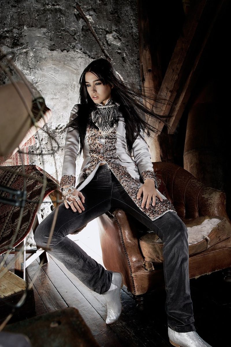 Noemie Demeule by Eddie Wong (Harper's Bazaar Korea)