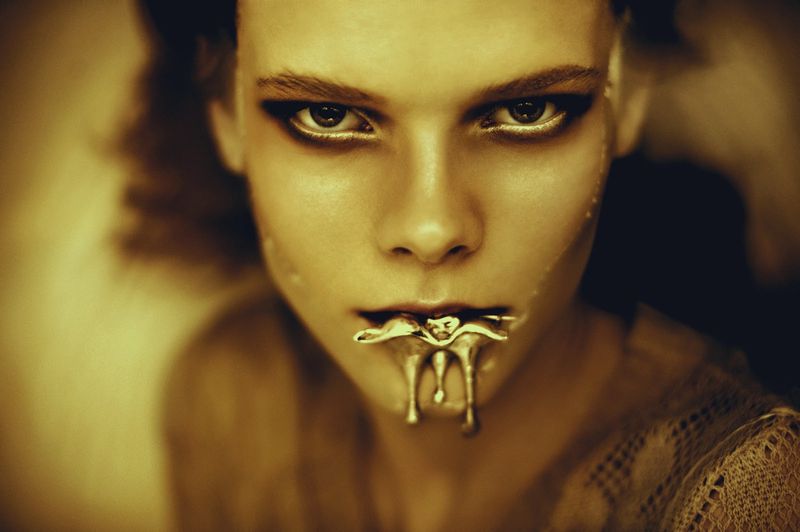 Maya (Playing Fashion)