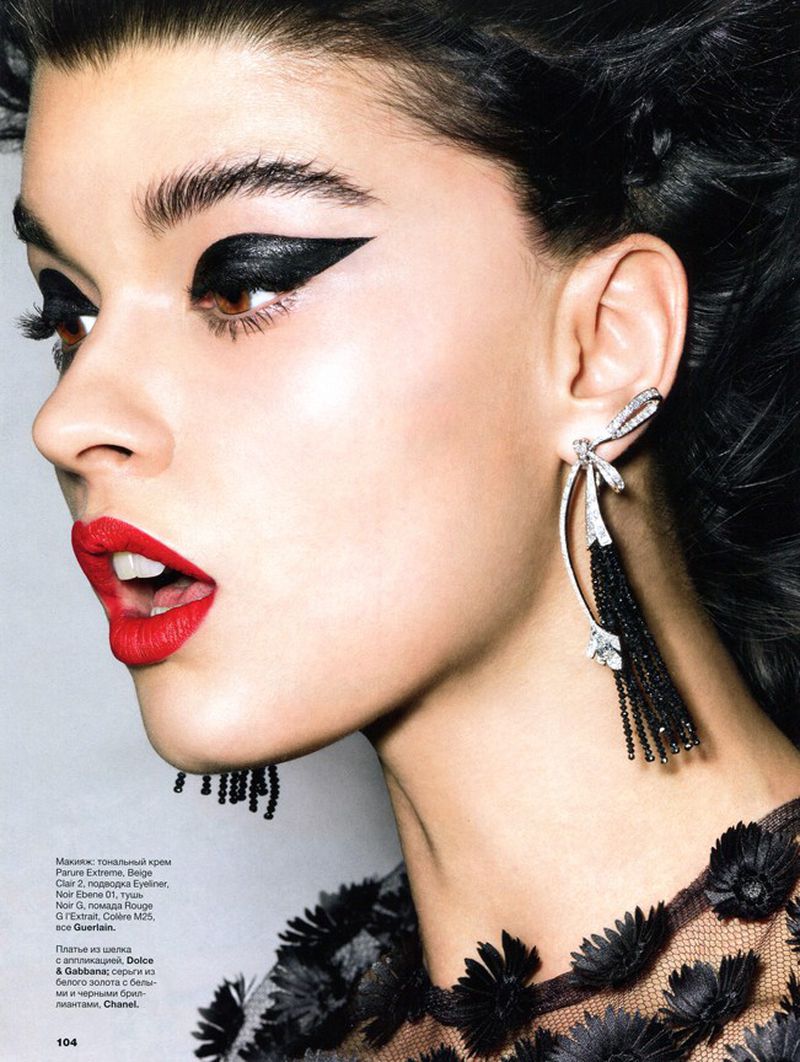 Crystal Renn (Allure Russia)