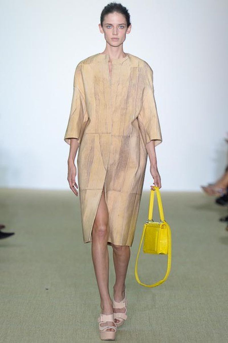 Giambattista Valli S/S 14 Show (Giambattista Valli)