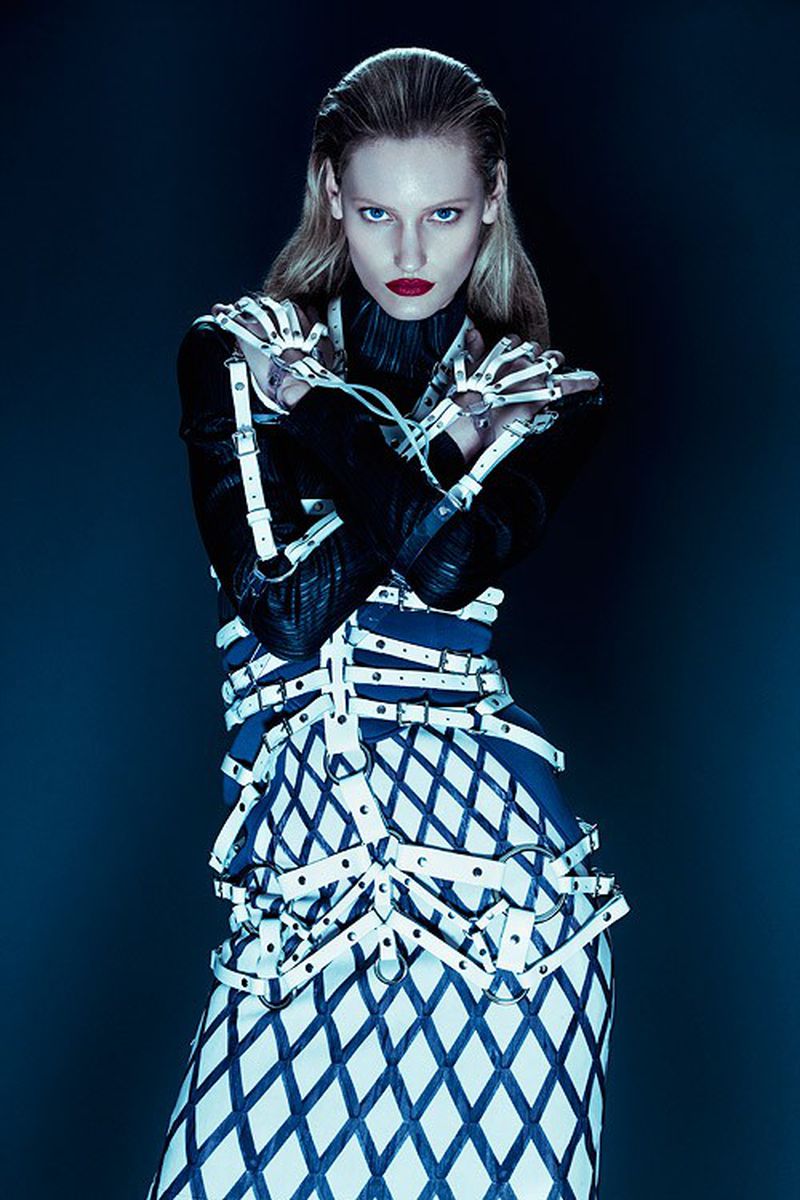 Sarah Dobson by Zhang Jingna (Portrait)