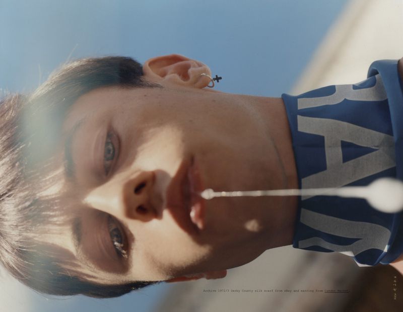 BY HARLEY WEIR AND MAX PEARMAIN (Double Magazine)