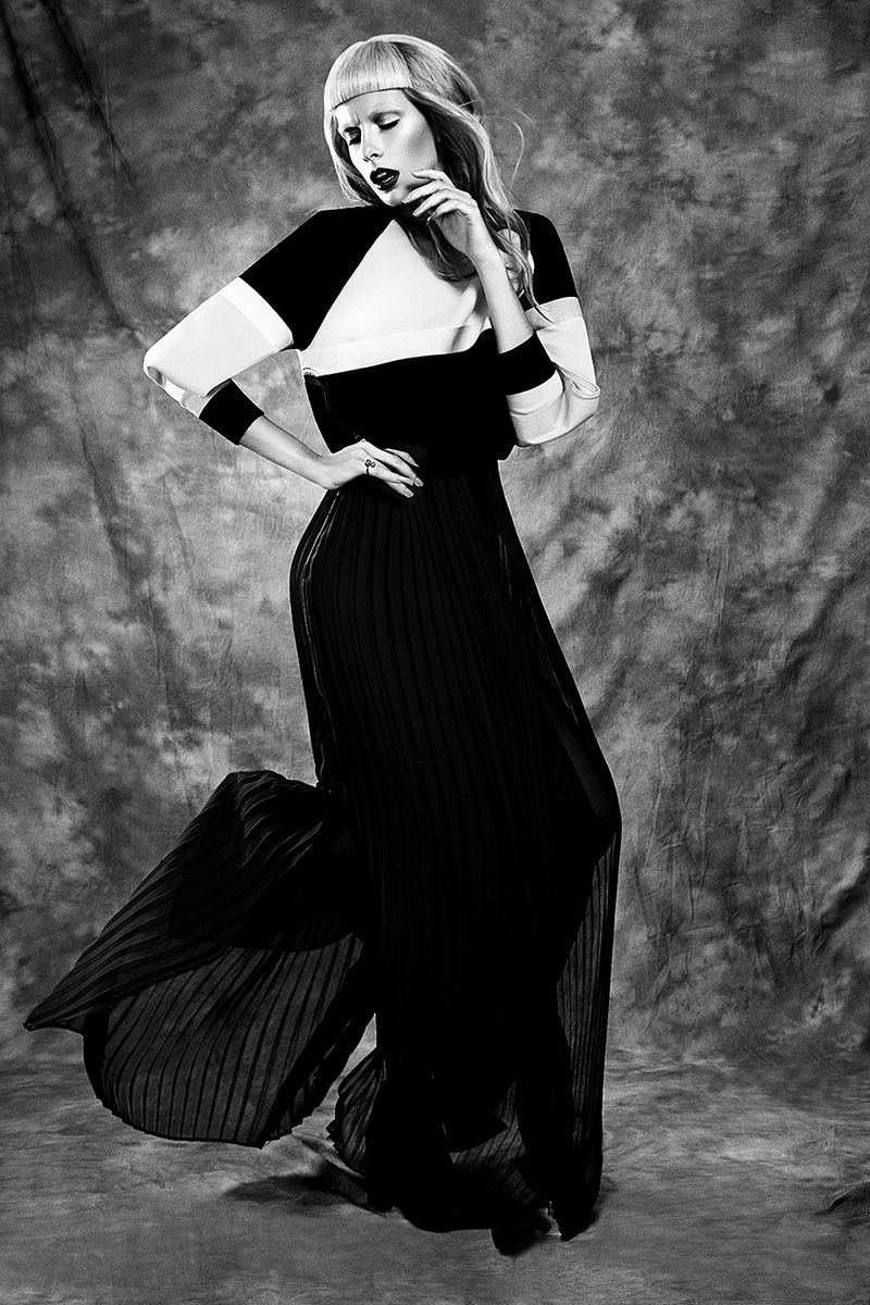 Front Row Society (REVS Magazine)