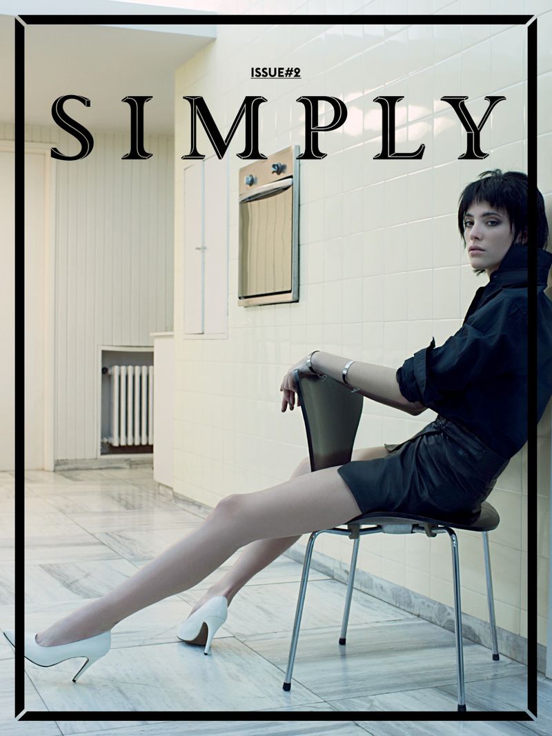 Simply magazine December 2013 Cover by Urko Suaya (Various Covers)