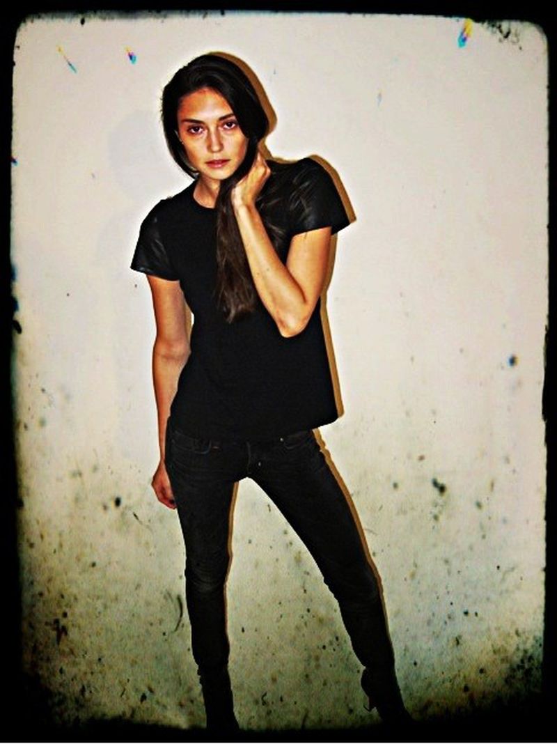 Anna Schilling Portraits (Portrait)