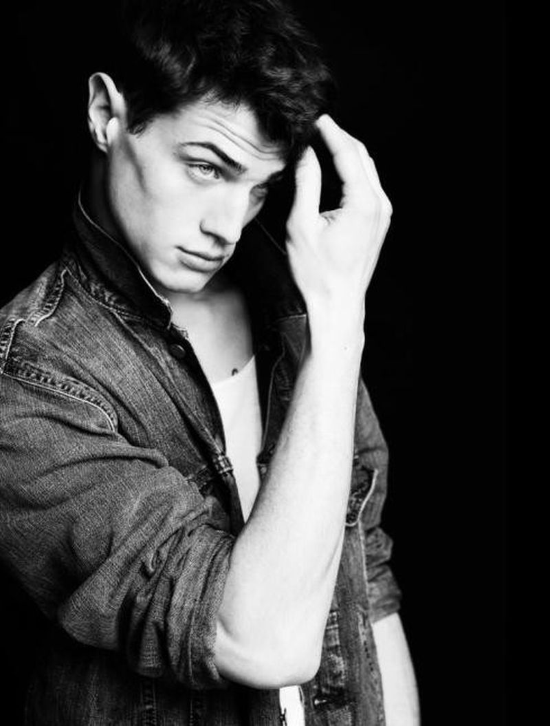 Andy Walters by Errikos Andreou (Portrait)