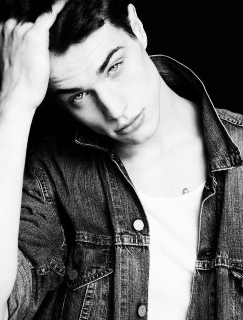 Andy Walters by Errikos Andreou (Portrait)