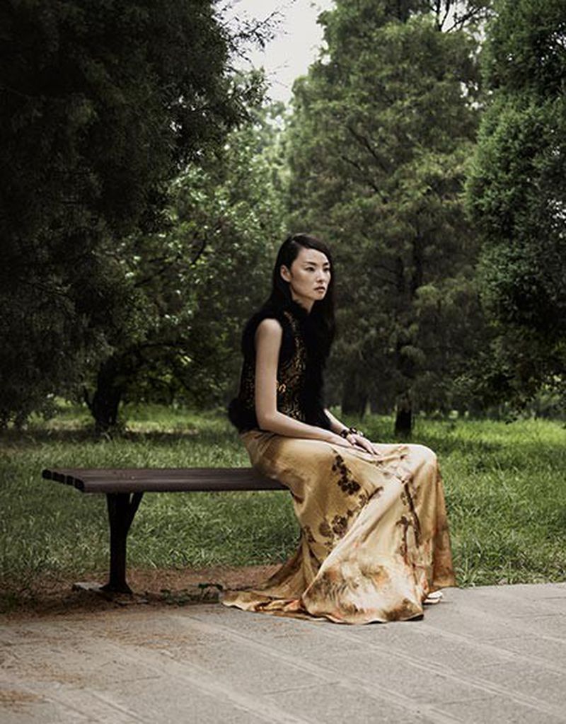 When Modern Fashion Meets Old China (Vogue China)