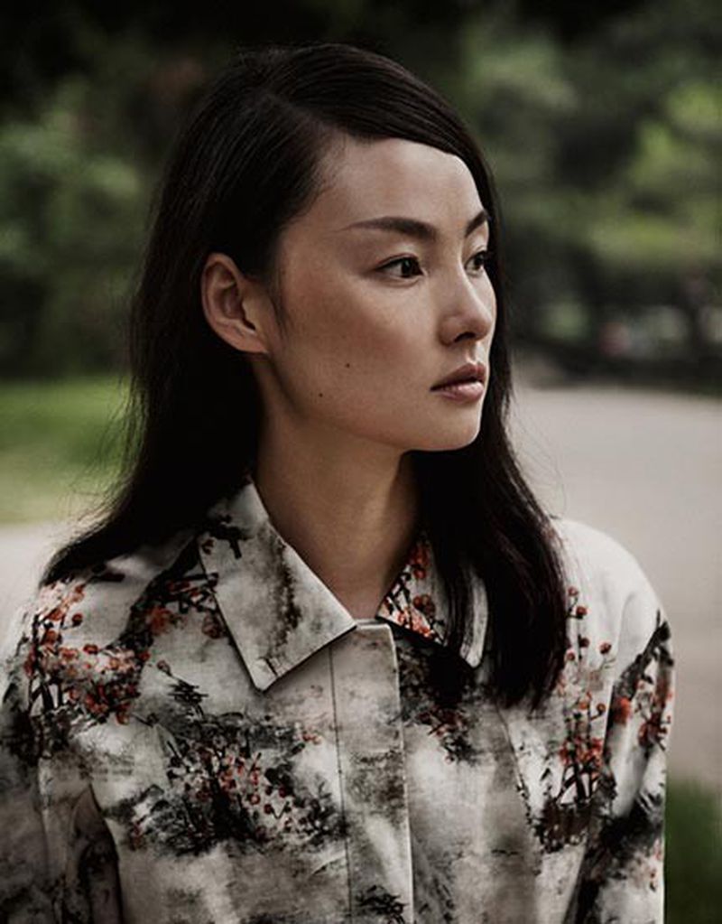 When Modern Fashion Meets Old China (Vogue China)