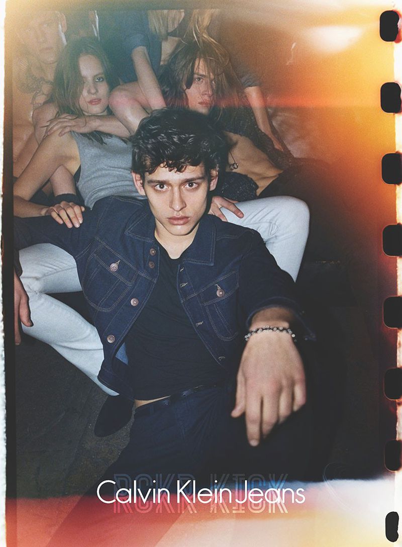 Calvin Klein Jeans F/W 13 with band Warpaint (Calvin Klein)