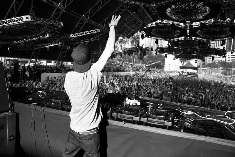 DJ Portfolio (V Magazine)