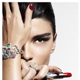 Close-Up (Vogue France)