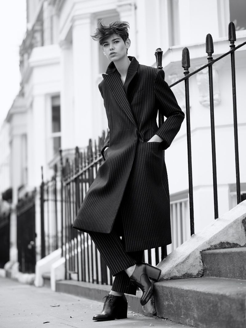 London Calling for Miss Vogue Australia (Vogue Australia)