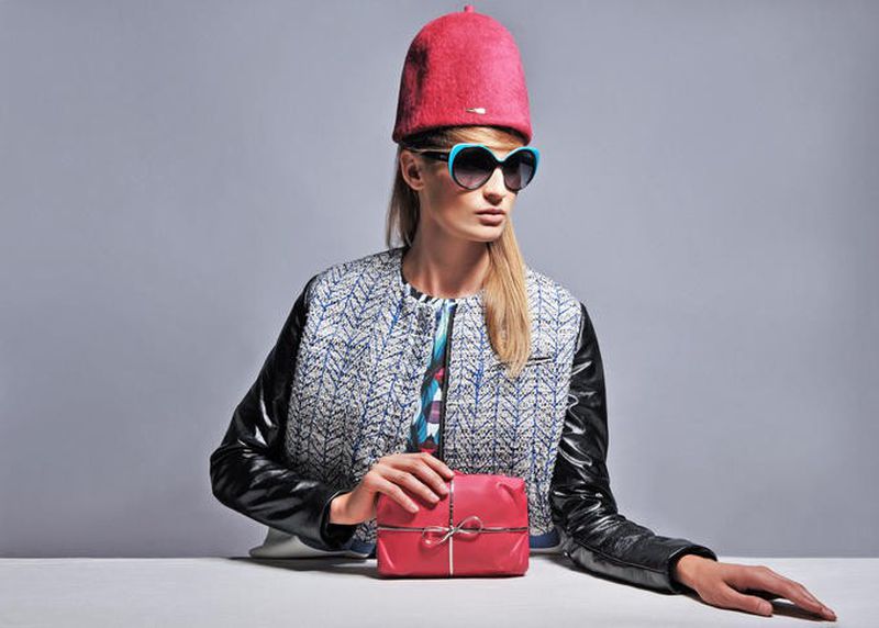 Shades of a Lady (online) (Cosmopolitan Italy)