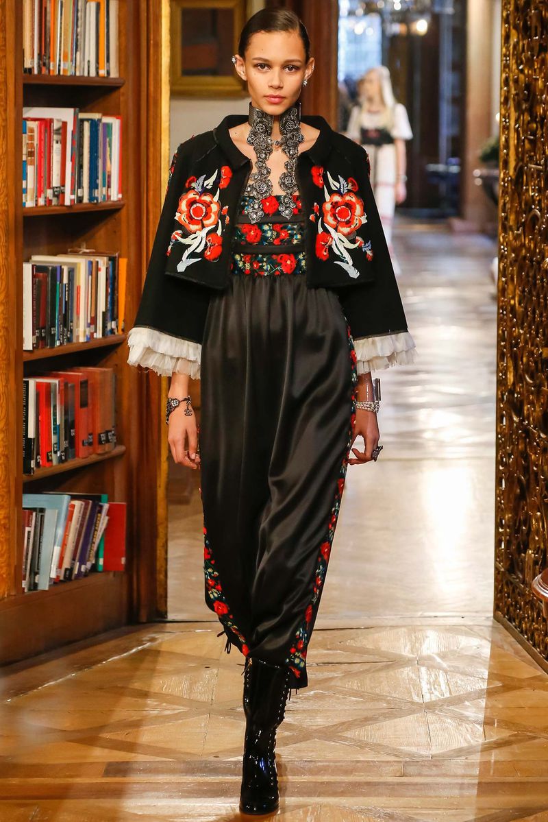 Chanel Pre-Fall 2015 Show Paris-Salzburg (Chanel)