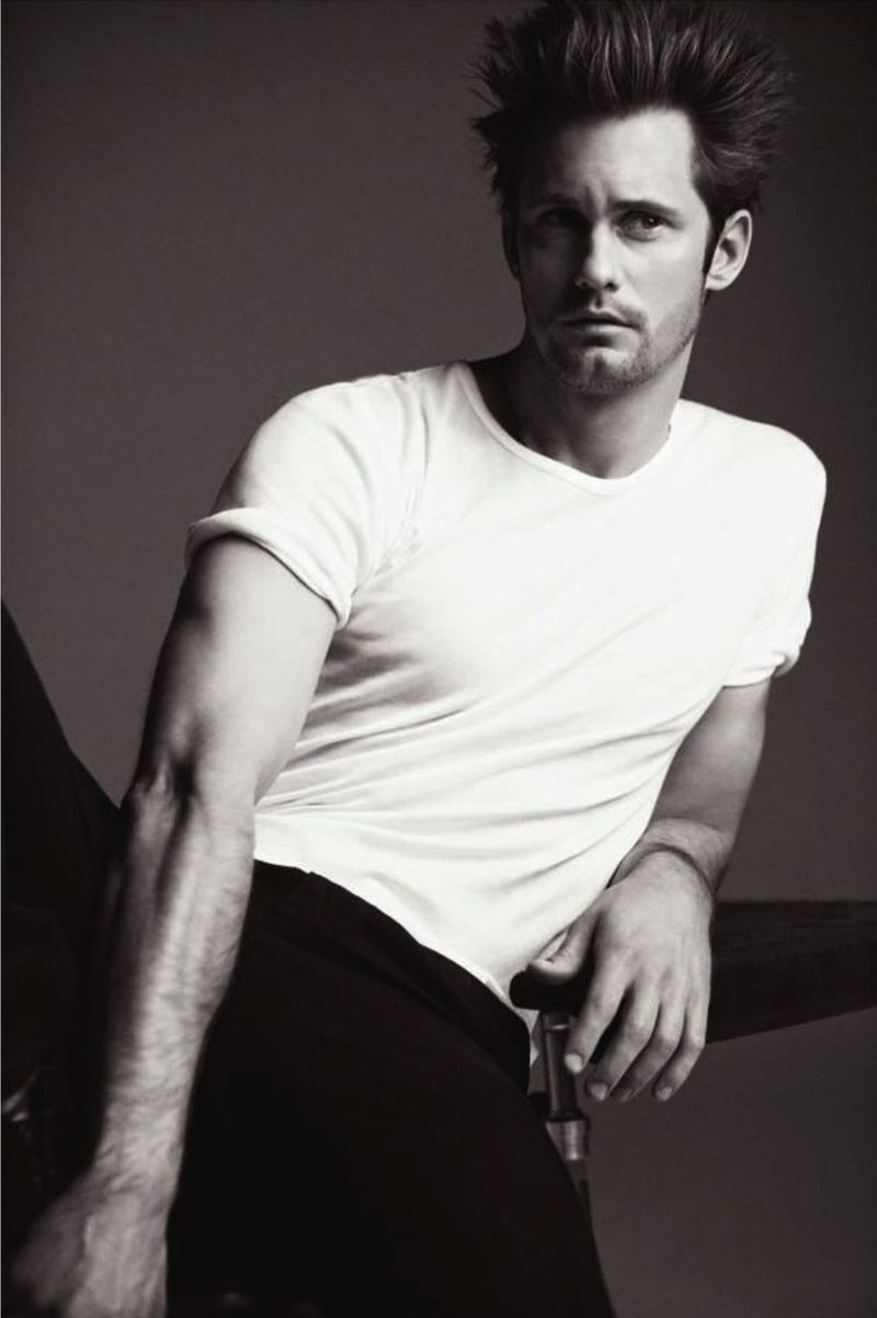 Alexander Skarsgard (V Man)
