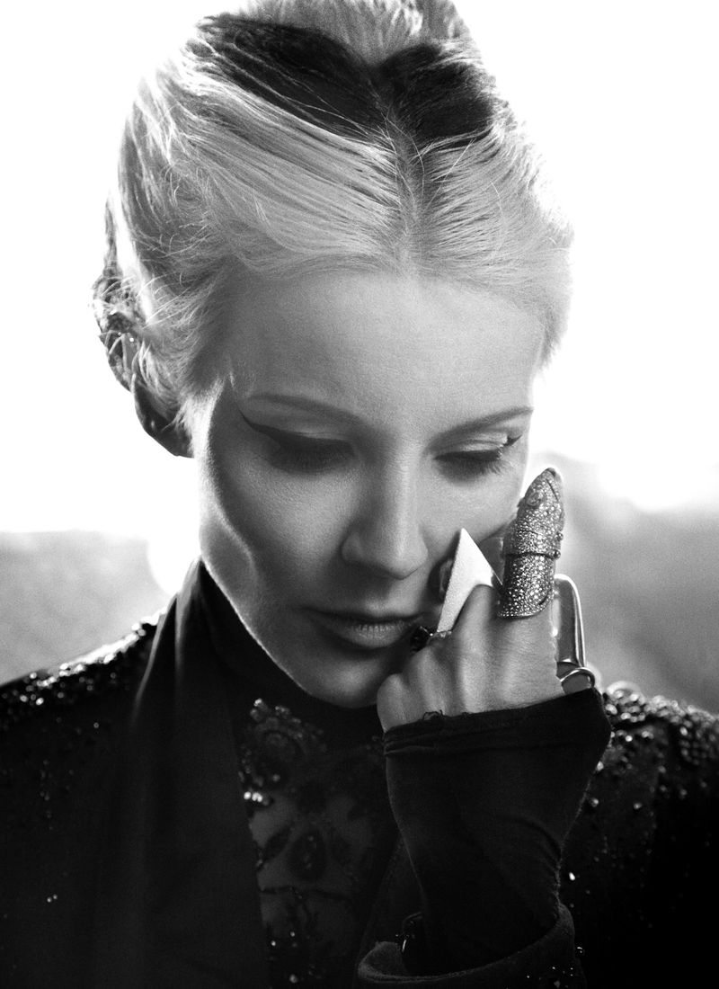 DAPHNE GUINNESS (Mykromag)