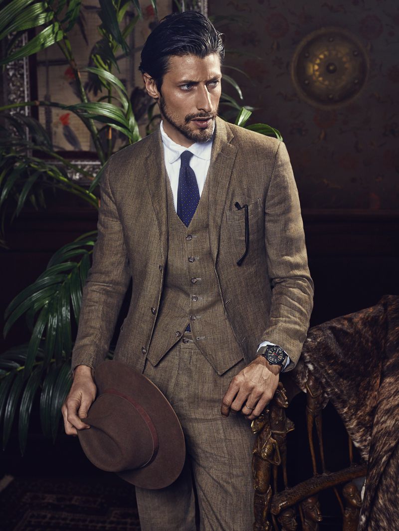 Suits (Esquire The Big Black Book)