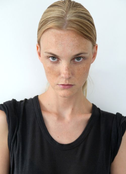 Caroline Trentini - Alchetron, The Free Social Encyclopedia