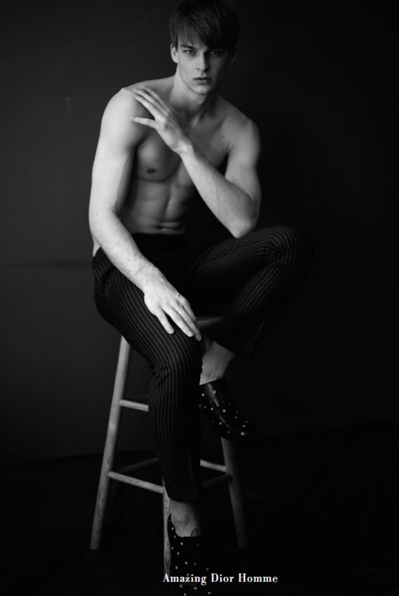 AMAZING (HERO Magazine)