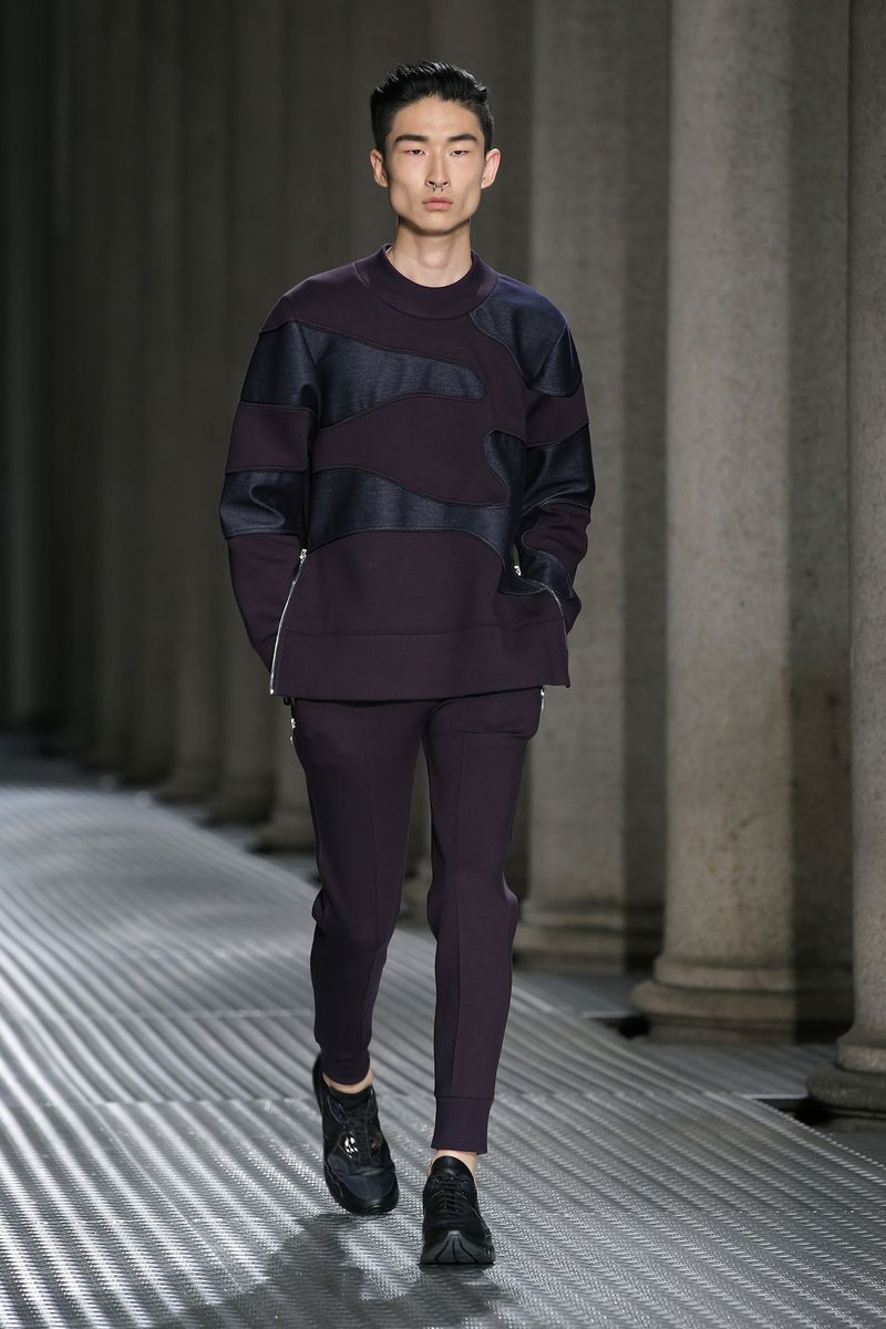 Neil Barrett S/S 15 Men's Show (Neil Barrett)