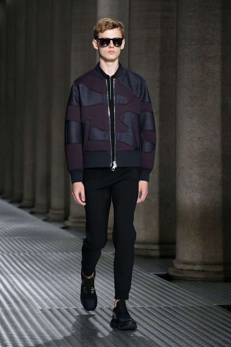 Neil Barrett S/S 15 Men's Show (Neil Barrett)