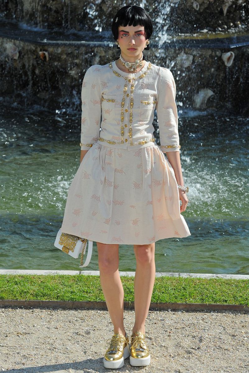 Chanel Cruise 2013 Show Versailles (Chanel)