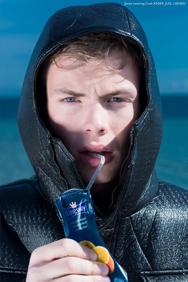 Boreal Glares (Fucking Young)