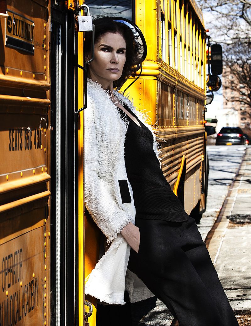 PEET DULLAERT PRESENTS MUSES WITH EXTRAORDINARY LIVES PT. 2 (Peet Dullaert)