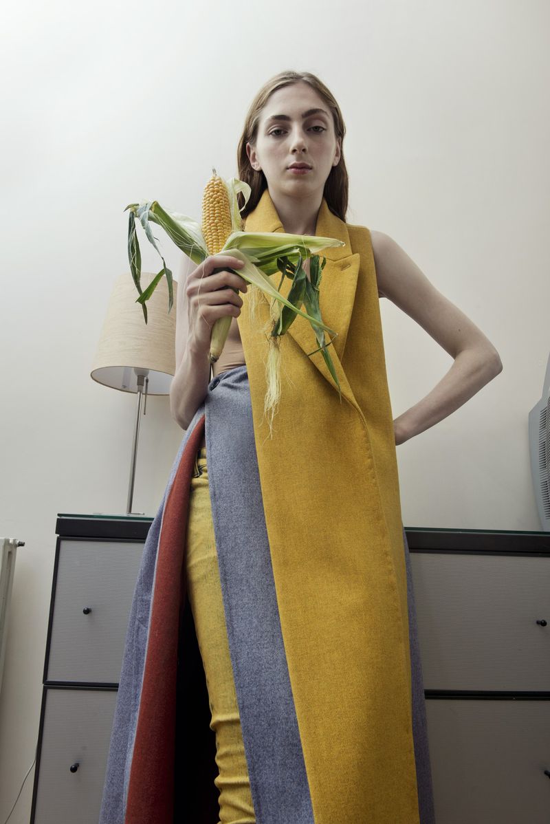 by Charlie Engman (Modern Weekly China)