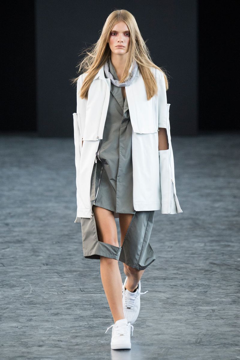 Hood by Air S/S 15 Show (Hood by Air)