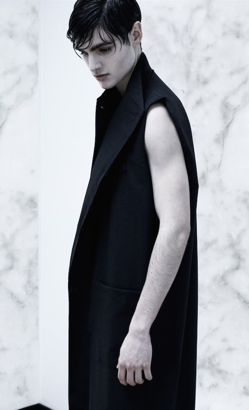 Gestures of Garments (Fucking Young)