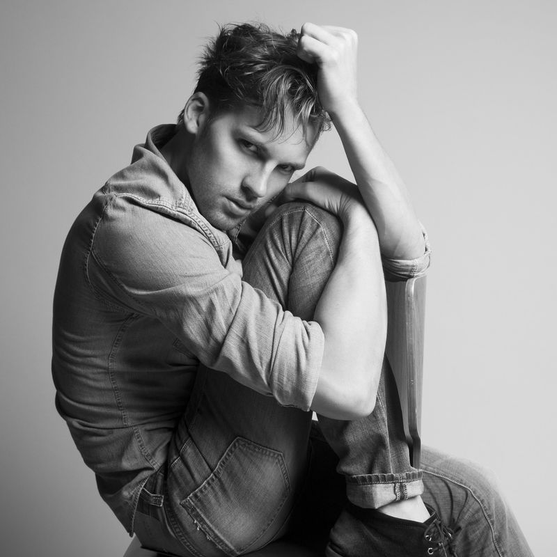 Ryan Vigilant for The Fashionisto (Portrait)