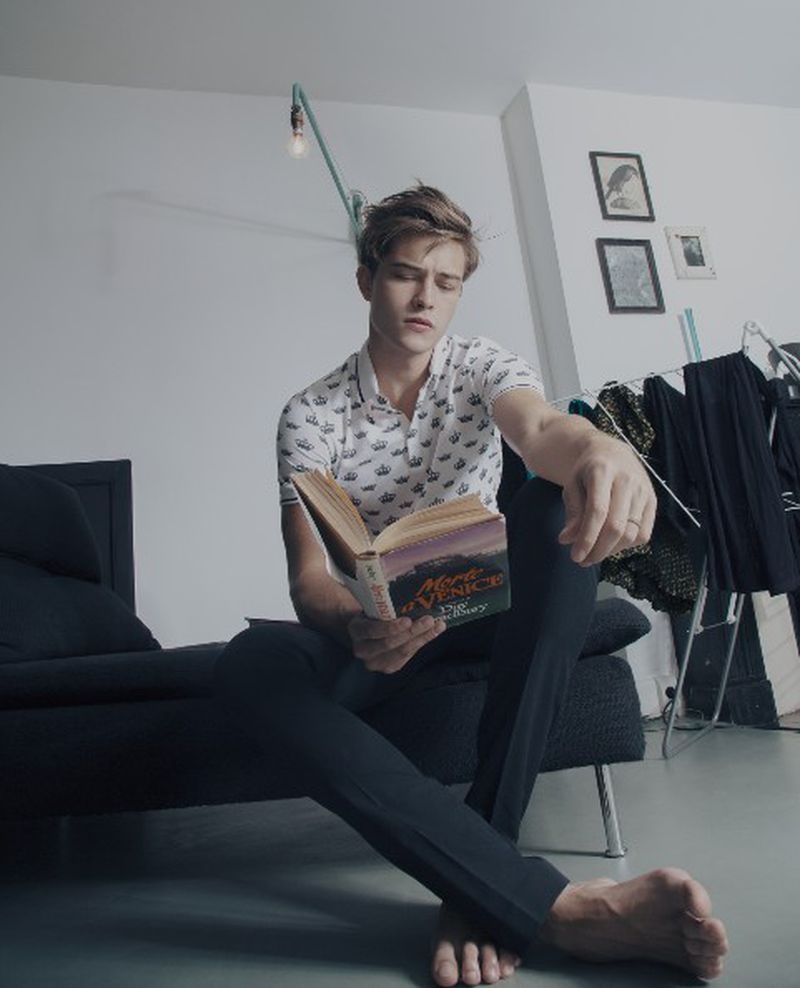 Francisco Lachowski & Family. Photographer Justino Esteves (ODDA Magazine)