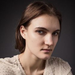 Hanna Hansen - Model Profile - Photos & latest news