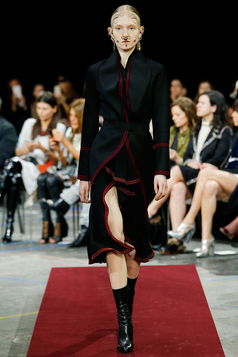 Givenchy F/W 15 Show (Givenchy)
