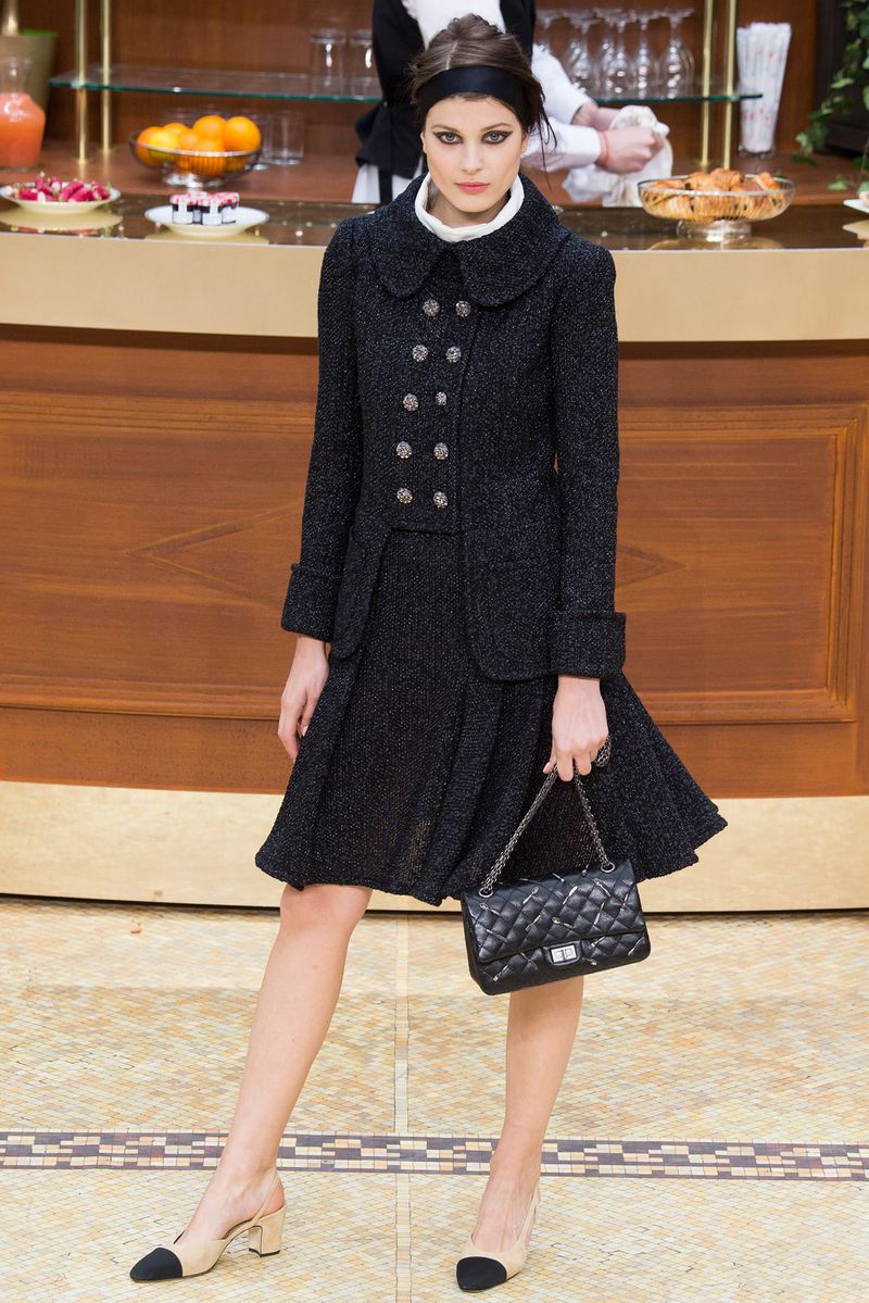 Chanel F/W 15 Show (Chanel)