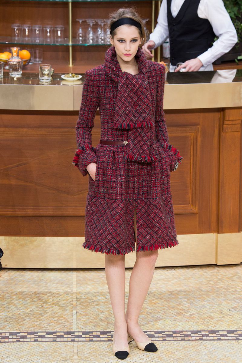 Chanel F/W 15 Show (Chanel)