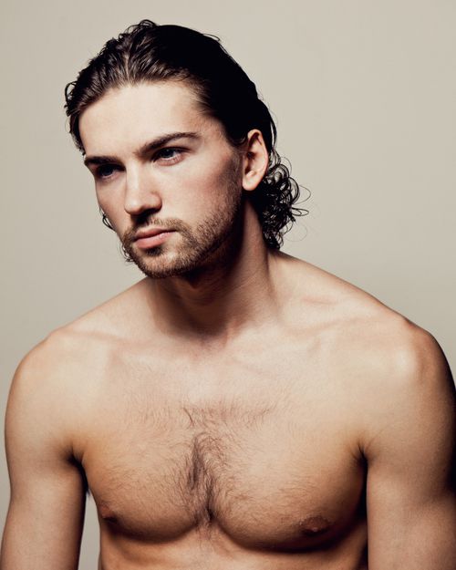 Aaron Ryan - Photographer - detail by people