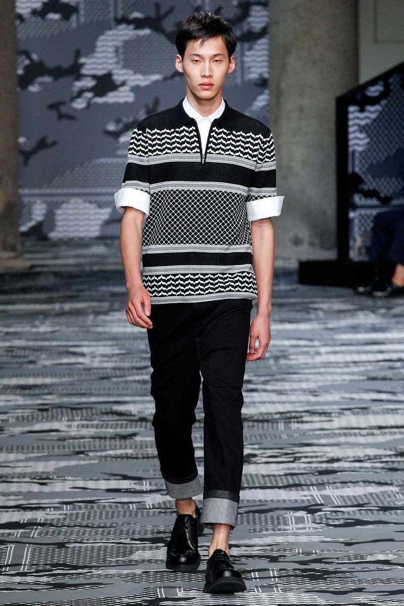 Neil Barrett Spring/Summer 2016 Menswear Collection (Neil Barrett)