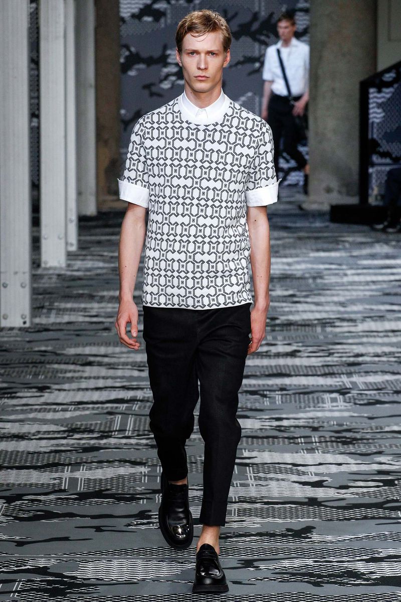 Neil Barrett Spring/Summer 2016 Menswear Collection (Neil Barrett)