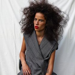 Danielle Hayes - Model Profile - Photos & latest news